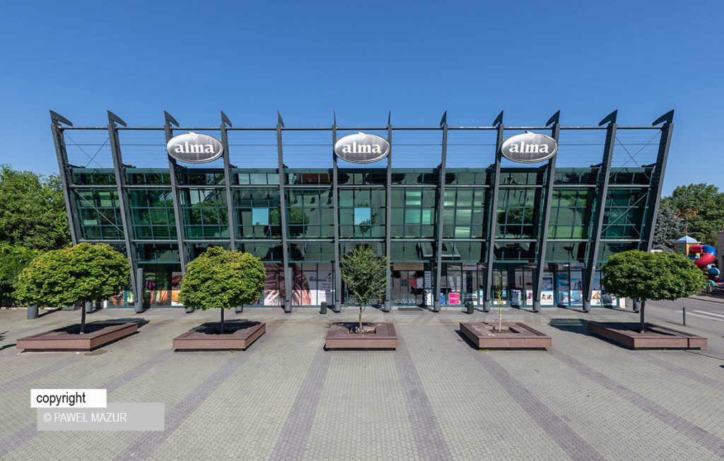 Supermarket Alma (Krakchemia) | Zdjęcia architektury