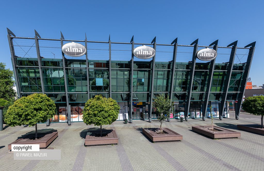 Supermarket Alma (Krakchemia) | Zdjęcia architektury